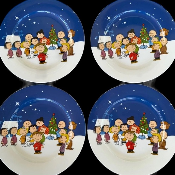 Snoopy | Dining | Set 4 Peanuts Charlie Brown Gang Christmas Tree ...